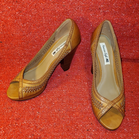 American Eagle By Payless | Shoes | Vintage 9s American Eagle Tan Faux ...